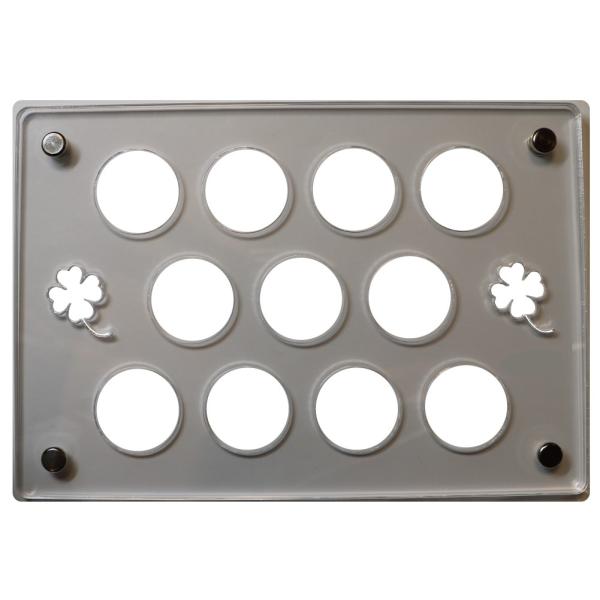 フレーム材質 : 透明アクリル 　 外寸法 : W210×H145×D60mm 　 アクリルの厚み :6ｍｍ（３枚重ね） 　穴の大きさ：31ｍｍ 対応メダル：★東京タワー、大阪城など全国の観光地などで販売されている刻印できる記念メダル用★弊...