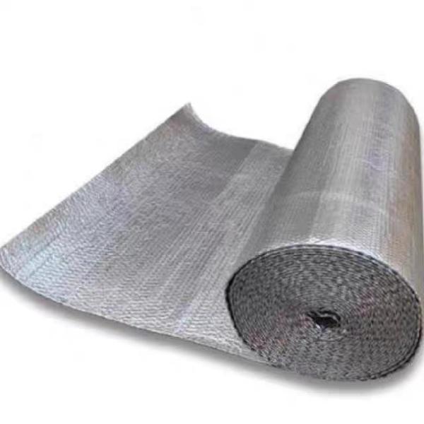 組成-表面:PETアルミ蒸着フィルム 裏面:発泡ポリエチレン 耐熱温度:約60度，厚さは最大4mm取り付けが簡単-粘着製品、接着剤を購入する必要はなく、直接貼り付けることができます。 簡単にカットでき、必要なサイズや形に簡単にカットできます...