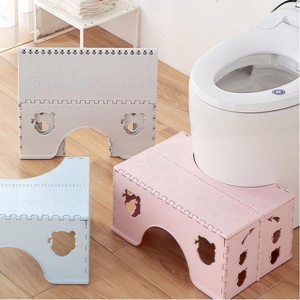 折りたたみ式 トイレ 踏み台洋式トイレにぴったりフィットするよう設計されたU字型デザインのトイレステップ。約18cmの高さ設計でお子様が自分で便座に座りやすい高さになっています。足がブラブラしないので力を入れて排便ができ、お子様のトイレトレ...