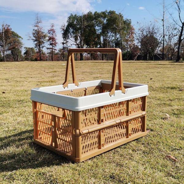 折り畳み式のピクニックバスケット。買い物カゴとしてのご利用やキャンプ用品の収納・持ち運び等色々な場面で大活躍です♪ぴったり重なるので積み重ねて収納もできます◎【サイズについて】画像をご参照ください。【素材について】ＰＰ【カラーについて】生産...