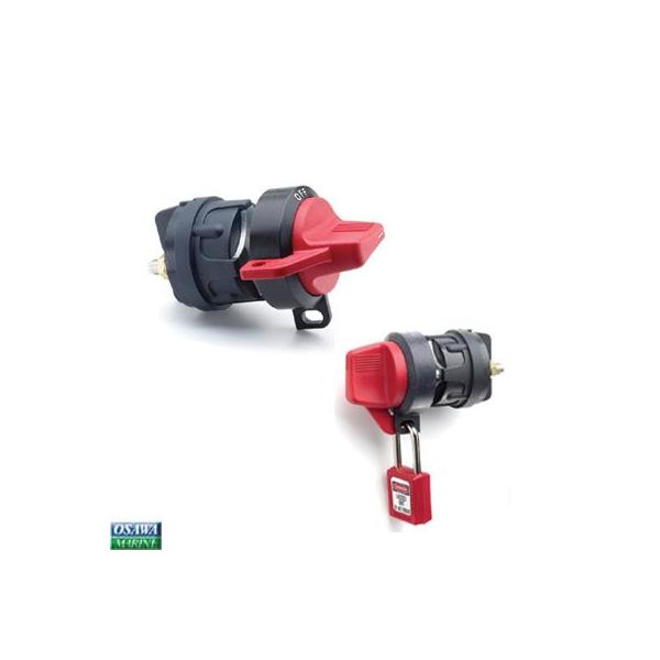 ■屋外でも設置可能な防水（IP67相当）のON/OFFバッテリースイッチです。赤いノブを90度右へ回すとON、左へ回すとOFFになります。■衝撃・振動テストに合格した丈夫で劣化・腐食しにくいポリマー樹脂ボディです。OFFの状態で南京錠を掛け...