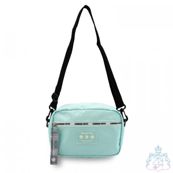 商品説明:デイジーのラバーワッペンがかわいいショルダーバッグです。■ポケット×2■ショルダーベルト：長さ調節可能＝＝＝＝ショルダー　ポシェット　キッズ　子ども　女の子　女子　小学生　中学生　おしゃれ　かわいい　シンプル　ロゴ　チェック　大人...