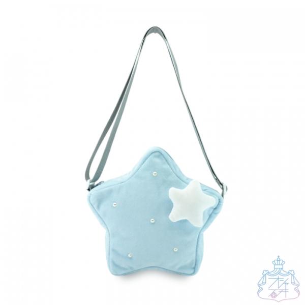 商品説明:星の形とふわふわ生地がかわいいショルダーバッグです。秋冬のお出かけにピッタリ♪■本体開閉部分：ダブルファスナー■ショルダーベルト：長さ調節可能＝＝＝＝ポシェット　ショルダー　女の子　女子　子ども　キッズ　幼児　小学生　おしゃれ　か...