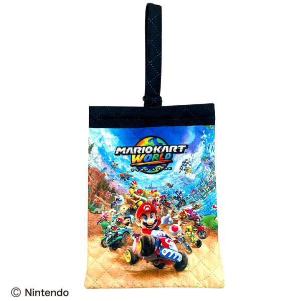 大人気ゲーム！「マリオカート」のかわいいシューズバッグに新デザインが登場。マリオやルイージ、ピーチ姫、キノピオ、ヨッシーたちが勢ぞろい。こちらは体育館シューズなどを入れるシューズバッグ。表と裏でデザインが違い、鮮やかなカラープリントが映えま...