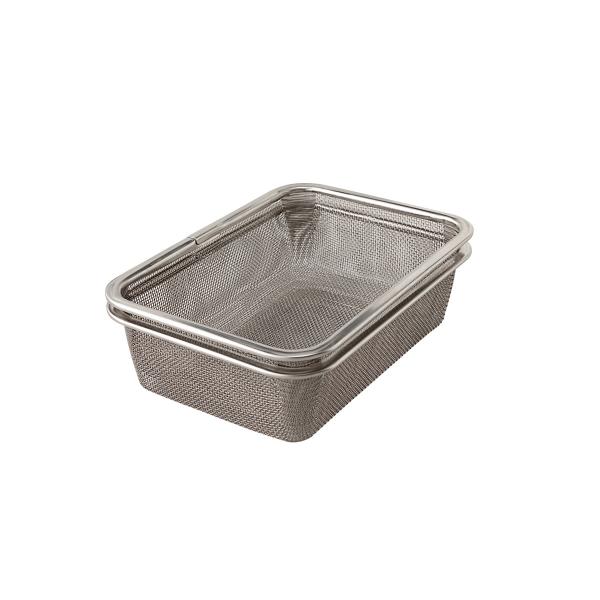 蓋付きステンレスバット・角型ザルセットが深型になって登場！コンパクトさはそのまま深さと容量が増えました！【蓋つきステンレスバット深型・角型ザルセット】はコンパクトさと大容量を併せ持った便利なバット・ザルです！角型だからキッチンスペースを多く...