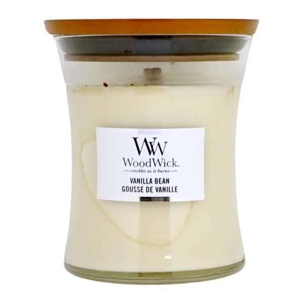 火を灯すと暖炉のように”パチパチ”と音がなるアメリカ生まれのキャンドル。 パチパチと心地よい音を奏でるキャンドル。音と香りのハーモニーををお楽しみください。 ナチュラルなバニラの香りでくつろぎのひとときを。【香料の染み出しによる変色が一部見...