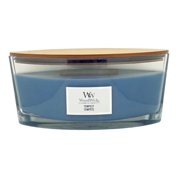 火を灯すと暖炉のように”パチパチ”と音がなるアメリカ生まれのキャンドル。 パチパチと心地よい音を奏でるキャンドル。音と香りのハーモニーををお楽しみください。 海のしぶきがきらめくような爽快さに、ウォーターリリー、深みのあるアンバーやシダー、...