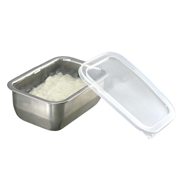 ヨーグルトの水切りバットヨーグルトの水切りでアレンジ料理!ペーパー不要!そのまま網の上にヨーグルトを入れて時間を置けば水が切れる!清潔なステンレス製。容量450g(市販のプレーンヨーグルト量)がぴったり入ります。水を切ったヨーグルトはレアチ...