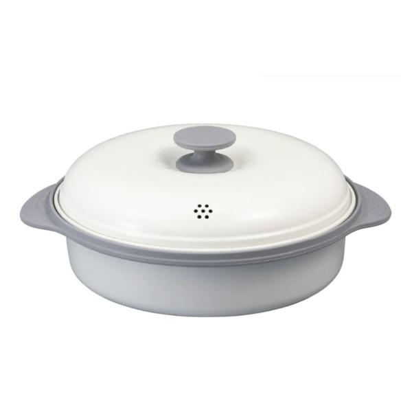 本体の底面に水を少し垂らし、蒸し皿をセットして食材を敷き詰めるだけ。電子レンジで簡単に蒸し調理が楽しめます。蒸し皿が追加されただけでなく、本体が深型タイプなので汁物やスープ・鍋料理を楽しむことも出来ます。この1台で「炒める」・「茹でる」・「...