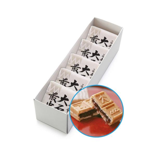 近江羽二重糯米を使用した香ばしい最中種で、丁寧に炊き上げた つぶ餡を挟みました。5個入りのお詰合せです。叶匠寿庵が本社を置く大津市大石の地は、忠臣蔵で有名な大石内蔵助良雄の祖先の本貫地であり、歴史と伝統が息づく「大石」の町、その想いを最中に...