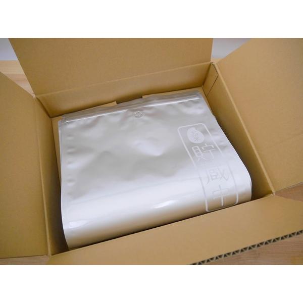 お米を品質を保ったままで保存（保管）出来るよう、頑丈な4層アルミ袋でバリアー性を確保、袋内の酸素過多による酸化を防ぐために逆止弁バルブを施工して圧着による脱気が簡単に出来るようにしました。また、3重チャック（トリプルチャック）で外部からの害...