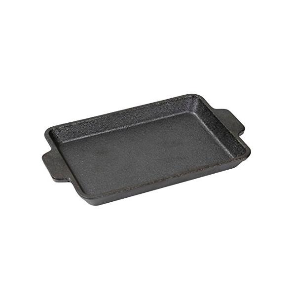 【商品概要】製品サイズ( 約 ):180×125×高さ20mm重量( 約 ):750g材質:鋳鉄特徴:フライパンより厚みがあり熱をじっくり均等に伝える;調理してそのまま食卓に;ご家庭でも使用可能;オーブンも使用可能;UG-42 カマドスマー...