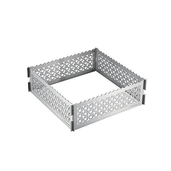 【商品概要】材質：SUS304（板厚2.0mm）総重量：1.6kg使用時サイズ：外寸 / 幅360mm×奥行360mm×高さ115mm、内寸 / 幅340mm×奥行340mm特徴：(1)職人が高精度なレーザー加工機で、幾何学模様を2.0mm...