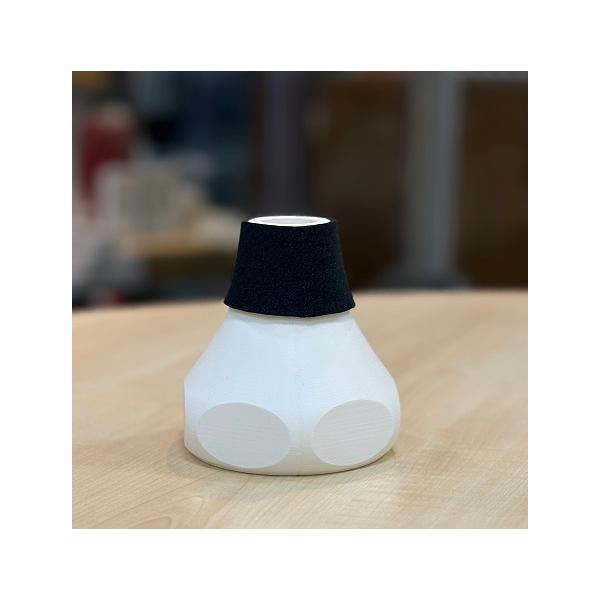 マウスピースやBrass-Refineでも話題沸騰中の工房、Glanzからプラクティスミュートが新発売になりました！コンパクトなボディながら消音性は抜群！音程もよく、低音から高音まで均一で安定した吹奏感が魅力です。【お知らせ】「ゆうパック」...