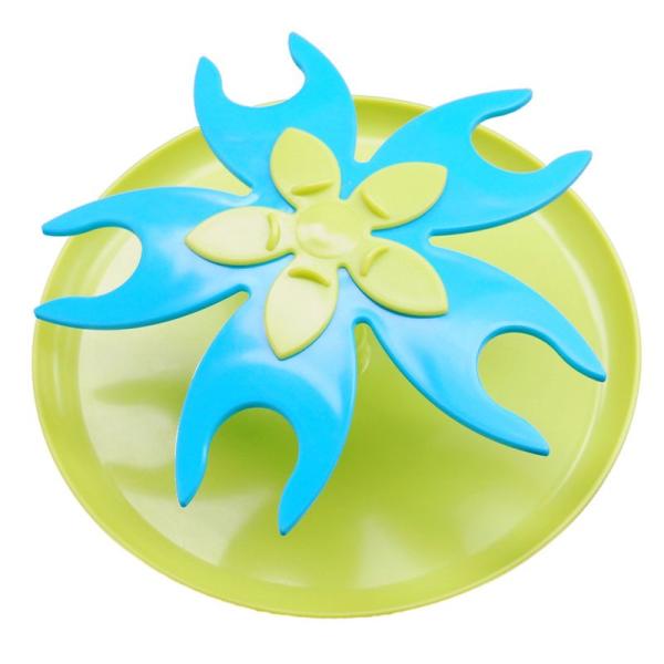 【商品名】　アイワ ペットボトルの水切りスタンド カラッとキャッチ 5個干し 【商品説明】　・サイズ:19×19×7.5cm・原産国:日本・本体:ポリプロピレン・本体重量:0.1kg 【サイズ】　高さ : 8.10 cm　横幅 : 19.7...