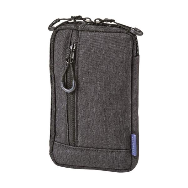 【商品名】　クツワ 収納ケース ファストレージ ガジェットポーチ ブラック FS101BK 【商品説明】　・【カラー】ブラック・【シリーズ】すばやく(FAST)収納・管理(STRAGE)が出来る新収納ブランド「FASTRAGE」・【仕様】ガ...