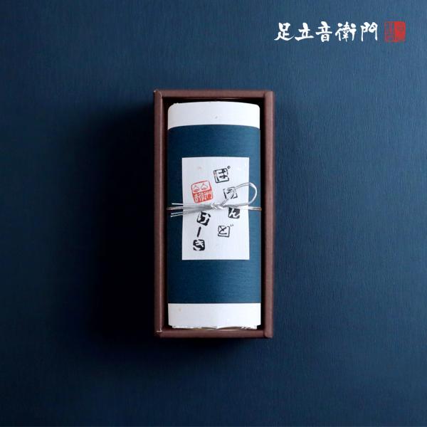 音衛門の原点シンプルなケーキに良質な素材の味わい 風味豊かな低水分の発酵バターや讃岐三谷家の手づくり和三盆糖など、厳選素材を使用。多くのお客様から愛され続ける基本のケーキです。当店でご用意する中ではお求めやすいケーキですが、一番作るのが難し...