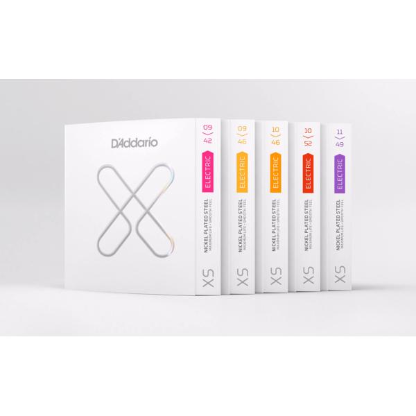 D'Addario『 XS シリーズ 』は、これまでのコーティング弦というカテゴリーに新風を吹かせる製品です。 すべての巻弦に超極薄フィルムコーティングを、プレーン弦には独自のポリマーコーティング処理を施し、汚れや劣化を促進する物質から弦を...