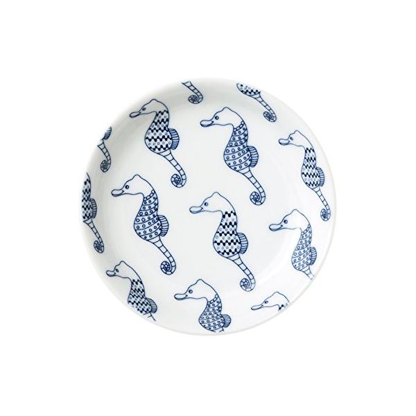 北欧・白タツノオトシゴ 10.5cm Z0001-natu-coja-mame-3・・Color:白タツノオトシゴ・サイズ:10.5cm×高さ2cm・重さ:約75g・材質:磁器 質感:つるつる・産地:日本/波佐見焼・対応機器:食器洗浄機 使...