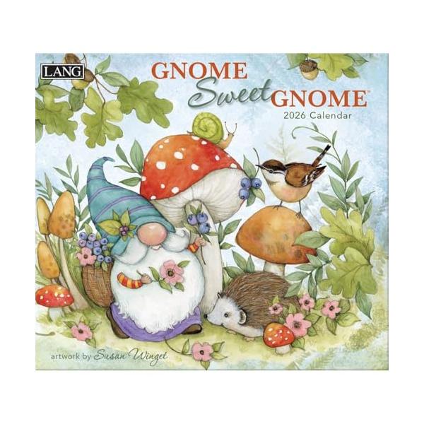 2026年。GNOME SWEET GNOME/横31.8 cm x 高さ0.5 cm/26991002026・パッケージ個数:1・フルカラー画像12枚 (2026年1月〜12月)・エレガントなリネンエンボス加工紙。・真鍮製の吊り下げ用ハト...