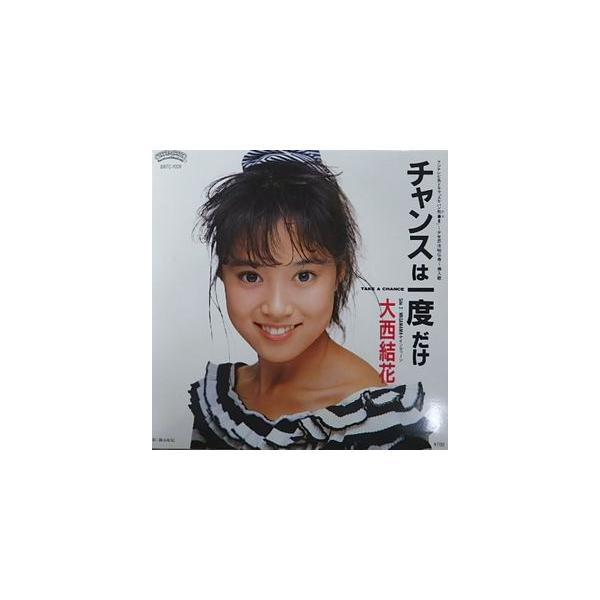 盤:A-  ジャケット:A-  歌詞:〇レコード盤　A-:軽いキズ　B:深くはないが多少キズあり　B-:キズ多め　C:状態悪い、ノイズありレコードジャケット　A-:若干のシミ、シワ　B:多少目立つシミ、シワ　B-:シミ・汚れが多い