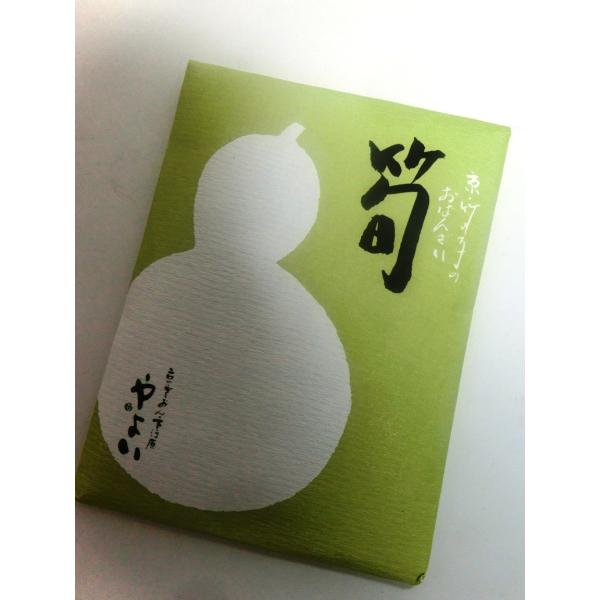 内容量　：100ｇ大きさ　：12cm×16cm賞味期限：製造日より80日間（消費期限50日以上のものをお届けいたします）＜原材料名＞竹の子（国産）、酒、味醂、ちりめんじゃこ（いわし稚魚、食塩）、醤油、山蕗、山椒の実／調味料（アミノ酸）【一部...