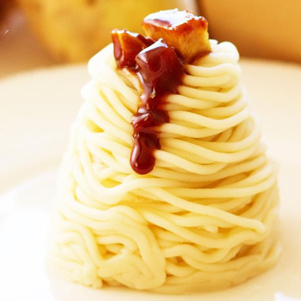 【掘りたて芋の美味しさをモンブランにしました】フレッシュ！こそが魅力のさつまいも「コガネセンガン」。掘りたて芋は甘さ控えめで実がギュッと引き締まりホクホクとしています。コガネセンガンは熟成せずに掘りたてで食べる芋の代表格。「コガネセンガン」...