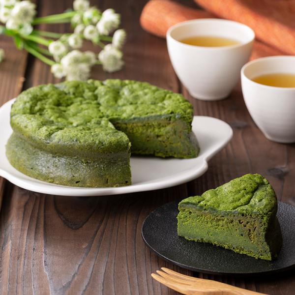 「Ｃ　Ｃｈｅｒｅ」のオリジナル商品です。愛知県西尾市の「抹茶」を100％使用し、鹿児島産のサトウキビからとった優しい甘さをプラスしました。コク深い味わいで濃厚な抹茶ガトーショコラです。Chereはフランス語で「親しい人、大切な人」の事を指す...