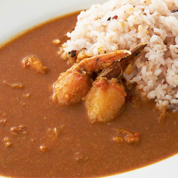 幻の蟹と呼ばれたDeep Sea Red Crabの殻と身を、白ワインで焼きつけて、じっくり丁寧にとった蟹出汁と、8種のスパイスを合わせた本格的な西洋シーフードカレーです。他のカレーにはない、その深い味わいが癖になります。蟹の中でもっとも美...