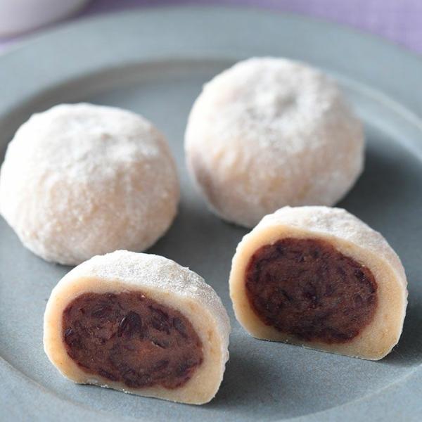 杵つき玄米大福は、国産素材の中でも選りすぐりの四つの素材と前田久吉より代々伝わる秘伝の職人技があわさり出来あがった至極の一品です。そうして出来あがった玄米のもち生地は、昔懐かしいしっかりとした食感の中に玄米ならではの香ばしい風味と絶妙に残る...