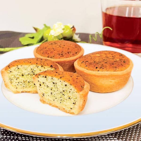 神戸の老舗紅茶メーカー「神戸紅茶」の紅茶葉を使用したオリジナルのタルトです。紅茶の消費量が多い街、兵庫県神戸で100年近く歴史がある紅茶メーカー「神戸紅茶」は日本に数人しかいない紅茶鑑定士がブレンドした高品質な紅茶を提供する老舗。ミルク風味...