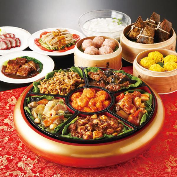 中華の鉄人・陳建一氏監修の人気メニューがセットになりました。本場四川省の3年熟成された豆板醤を使った四川麻婆豆腐、ピリ辛ながらもまろやかでコクのあるおいしさのエビチリソースの2大名物に、レストランと同様の製法で旨味たっぷりの麻婆茄子、風味豊...