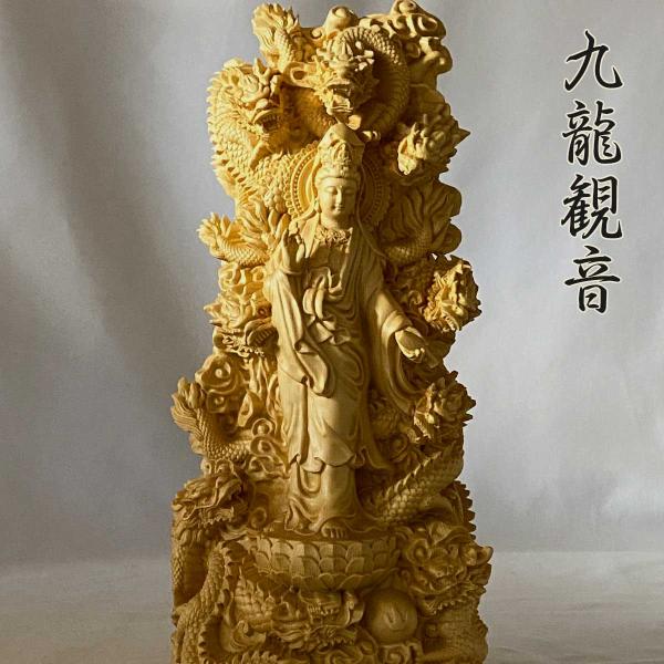 龍観音｜九体の龍に守られ、流れと願いを導く観音像九龍観音は、観音菩薩のまわりを九体の龍が取り囲む、非常に印象的な姿で表された尊像です。慈悲と救済を象徴する観音菩薩と、水・気・流れを司る存在とされる龍。その二つの象徴が一体となり、人の想いや環...