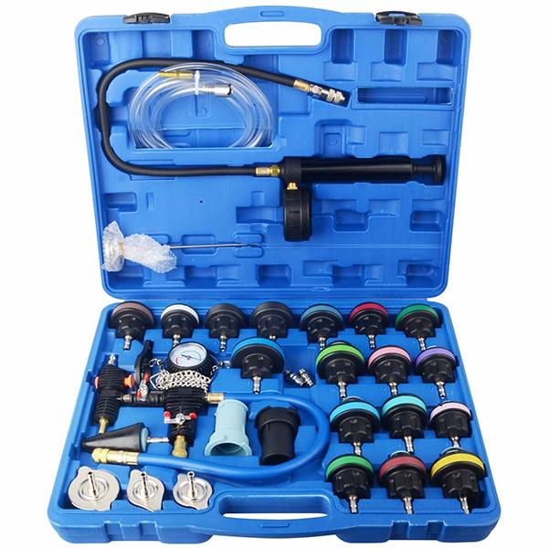 【ラジエーターキャップ】とは加圧弁と負圧弁からなる、ラジエーターの圧力調整の為のパーツ。ラジエーター内部の圧力が一定を超えると加圧弁が開き、冷却液と圧力をリザーブタンクへと逃がす。ラジエーター内部に負圧が生じると負圧弁が作動し、リザーブタン...