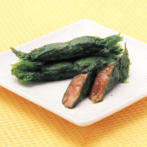 東北地方の郷土料理「焼きしそ巻」。焼きしそ巻は、ベータカロチンやカルシウムなどの栄養素を含むしそを油であげない伝統的な製法で仕上げた東北地方の名産品です。サクサクとした食感で、仙台みそやくるみ・ごまの風味がマッチし、ハチミツをかくし味に加え...