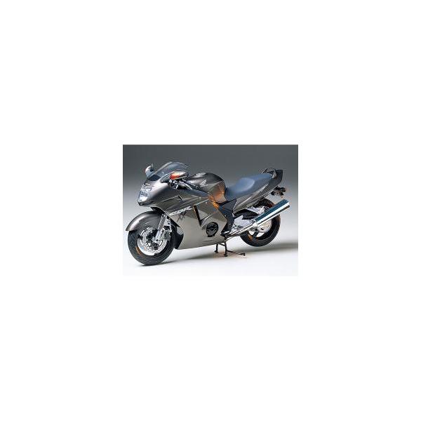 [タミヤ] プラモデル 1/12 オートバイシリーズ No.70 1/12 Honda CBR1100XXスーパーブラックバード ※ご注文手続き後、当店より発送予定日または取寄商品の在庫有無・納期を記載したご注文確認メールをお送りいたします...