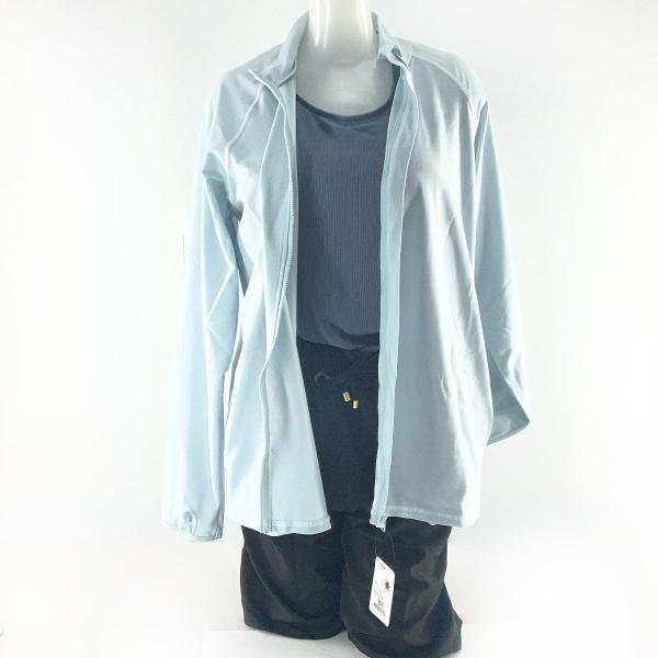 アクティブに楽しめる4点セットのレディースタンキニ水着です。ラッシュガード付きで紫外線対策ができ、日差しの強い日も安心して着用できます。ボードショーツ付きで気になる体型をカバーしながら動きやすさも抜群。タンキニタイプで着脱しやすく、快適なフ...