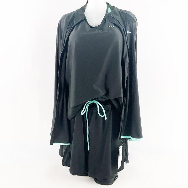 動きやすさと体型カバーを両立した、FILAの長袖トップス＆キュロット付タンクの４点セット水着です。 ゆったりシルエットで気になるお腹やヒップをしっかりカバーしながら、快適な着心地を実現します。 スポーティーなデザインにミントの差し色が映え、...