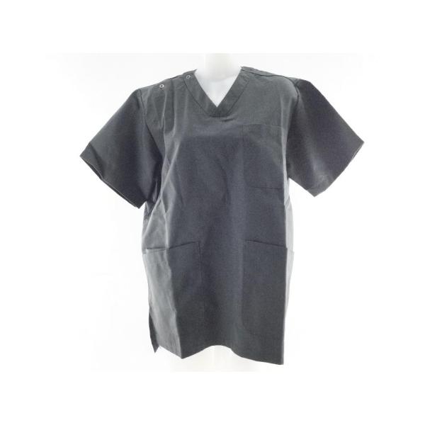 浅めのVネックが上品な肩スナップスクラブ。コットンブレンドで肌に優しい!パリッとしたハリ感のある素材です。着脱が簡単な肩スナップボタン仕様。※男性基準のサイズ展開の為、女性の方はワンサイズ下がおすすめです。色：チャコールグレー品質：ポリエス...