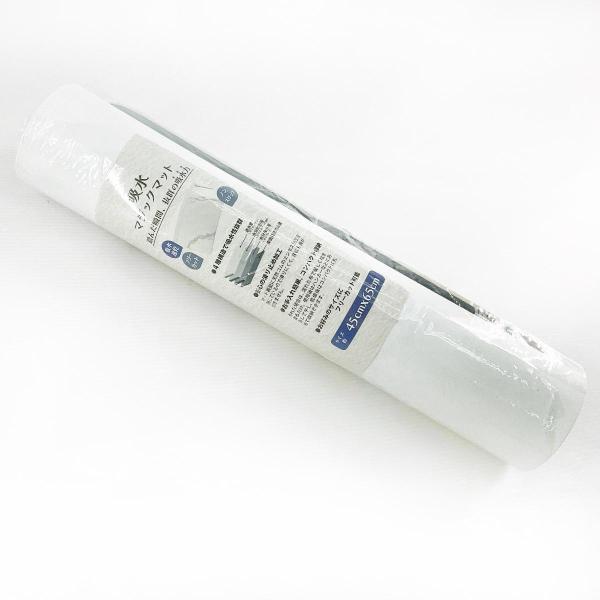 スポンジのような高い吸水力で、足元をサラッと快適に保ちます。 水分をすばやく吸収するため、使用後もべたつきにくいのが特長です。 柔らかな素材を使用しているので、珪藻土マットのように割れたり欠けたりする心配がありません。 扱いやすく、毎日安心...