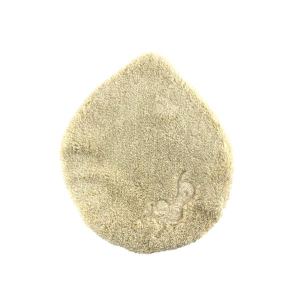 指が埋もれるくらいのふかふかの肌ざわり。ふわふわシャギータッチの抗菌防臭トイレフタカバー (普通型) です。インテリアにも合わせやすい落ち着いたカラー、抗菌防臭加工を施してあるので清潔にお使いいただけます。※抗菌防臭※洗濯機OK（ネット使用...
