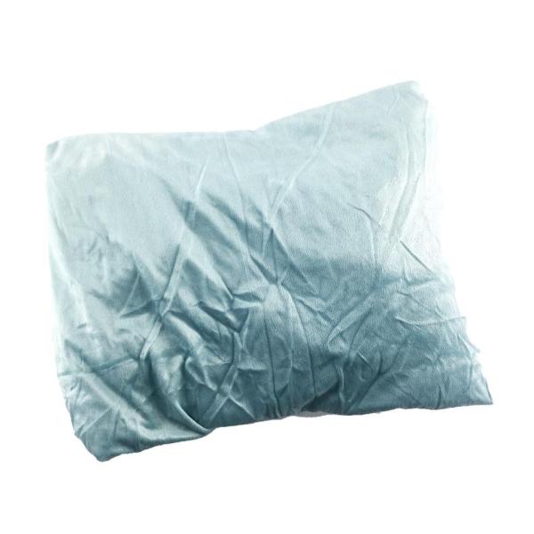 綿ベロアを使用した高品質なボックスシーツです。柔らかで光沢のある生地は綿パイルを使用しており、濃密に織り込まれた構造で毛が抜けにくく、ふんわりとしたボリューム感が特徴です。極細繊維が空気を多く含むことで、熱を逃がしにくく、保温性に優れていま...