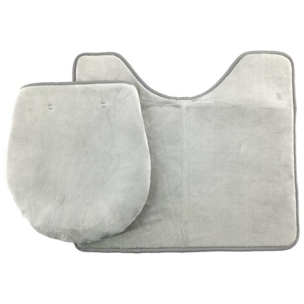 トイレタリー２点セットです。オールシーズン快適に使えるボア素材を使用しており、リッチでなめらかな肌触りが魅力です。トイレを癒しの空間に変えるこのアイテムで、日常の一瞬を贅沢に楽しんでください。＜洗濯・お手入れ方法＞洗濯機ＯＫ　ネット使用 色...