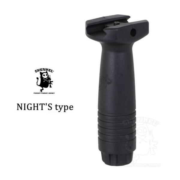 スタンダードな形のバーティカルグリップです。シュっとした手に収まりの良い形はとても握りやすくサイティングを助けます。  ※硬めの作りとなっています。お使いのレイルにより、取り付けに加工が必要になる場合があります。ご了承ください。