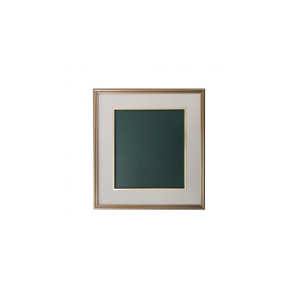 布貼マットの内側に一般的な色紙の大きさ、八寸九寸(242×273)の色紙が入ります。