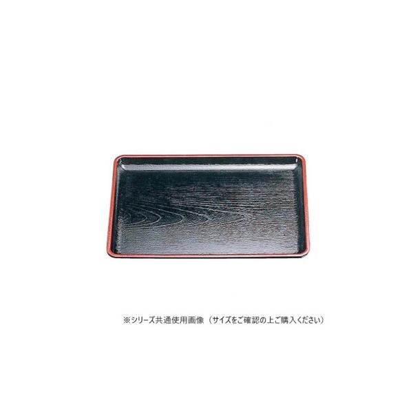 軽量で割れにくい漆器は、拭く、洗浄といった日々のお手入れも容易です。また、使うほどに味わいが増します。