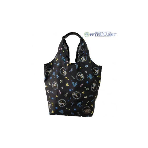 ピーターラビットとお花畑をイメージしたエコバッグ!コンビニでの買い物やちょっとしたおでかけにも大活躍。コンパクトな手のひらサイズに収納でき、とても便利です!撥水加工を施した生地なので、汚れたり急な雨でも拭き取りやすく、エコに優しい商品です。