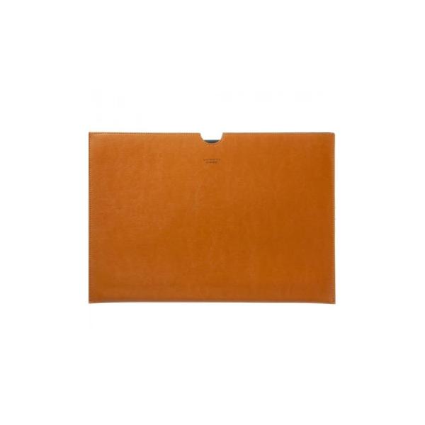 ケース内は2つに仕切られており、シーンやサイズに応じて、書類やペン、ノート、デジタルガジェットなど、様々なものを組み合わせて持ち運べます。手触りの良いしっとりとした質感の合皮素材を用いることで、高級感に加え、耐久性と軽さを併せ持つアイテムに...