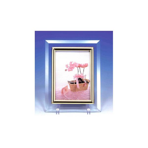 ハガキサイズ対応で、PCからプリントした写真紙などにもご使用いただけます。