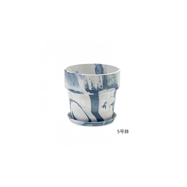 廃棄物のおがくずと石粉をリサイクルプラスチックに混ぜ合わせて作られており軽量かつ、丈夫なアーバンプランツポット。オリジナリティ溢れるカラーバリエーションの中から植物とお部屋をコーディネートする感覚で楽しむこともできます。